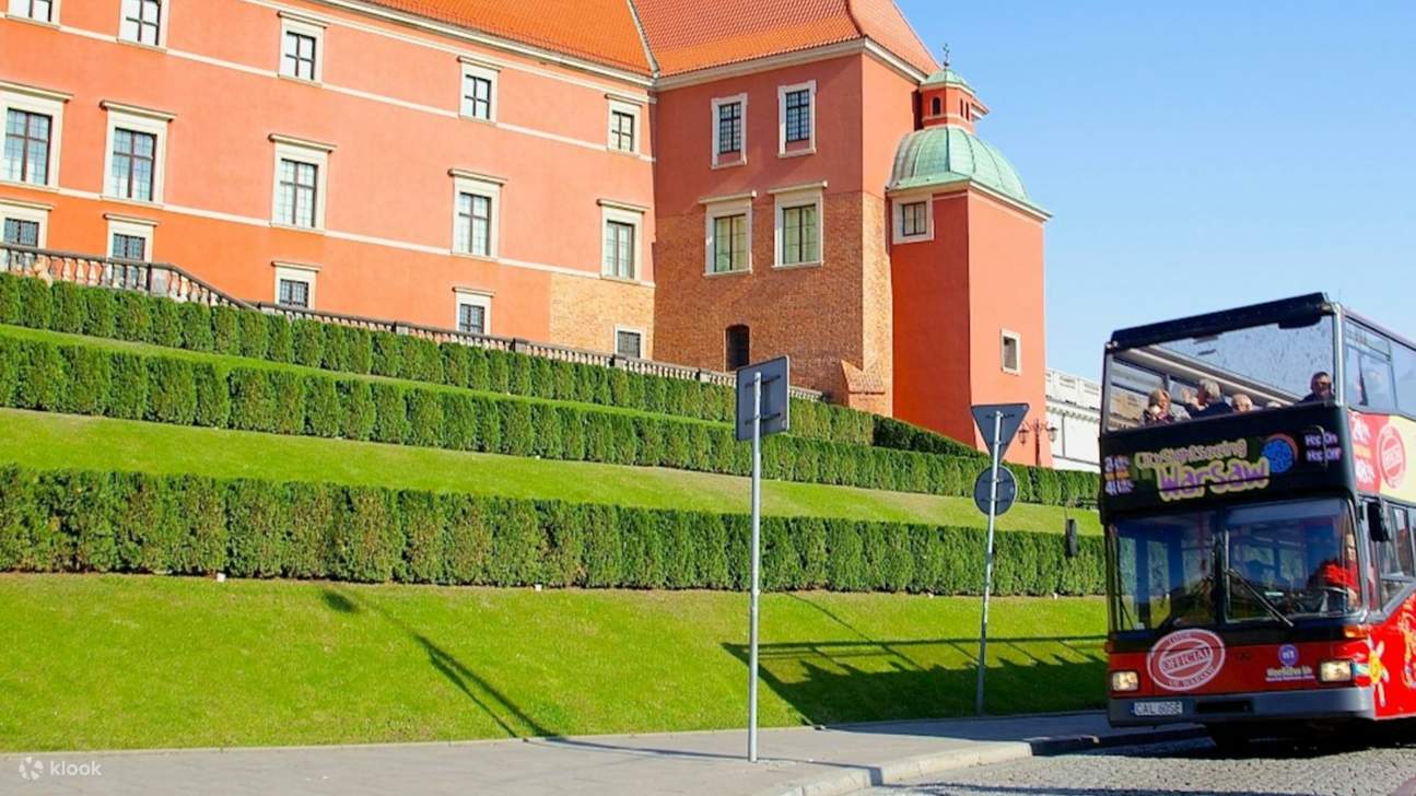 Warsaw Hop-on Hop-off bus by City Sightseeing - Klook Canada