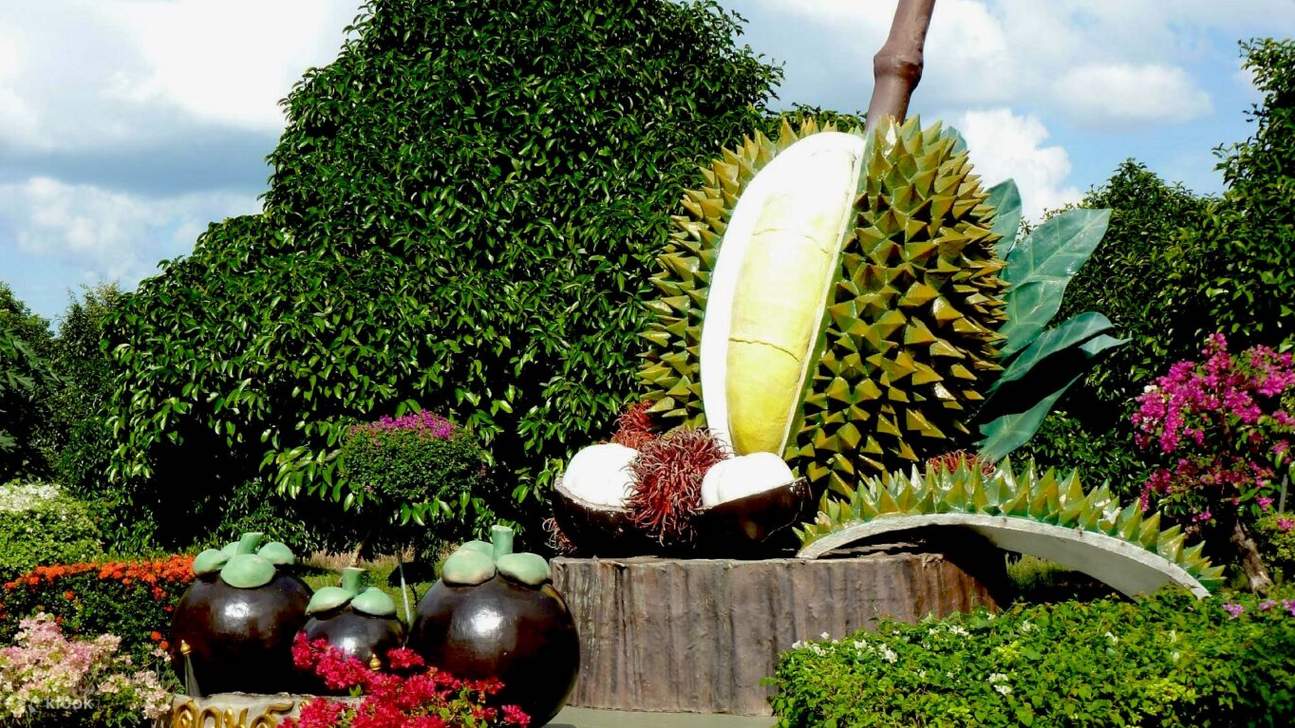 Một ngày trọn vẹn ở Pattaya-Rayong với tiệc buffet sầu riêng tại Suphattraland Farm - Klook Việt Nam