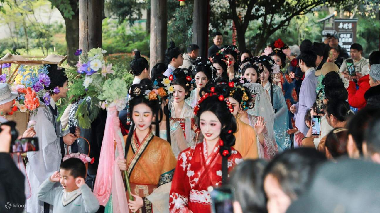 Chongqing Li Yan Ba Guo: Immersive Experience of a Thousand-Year-Old ...
