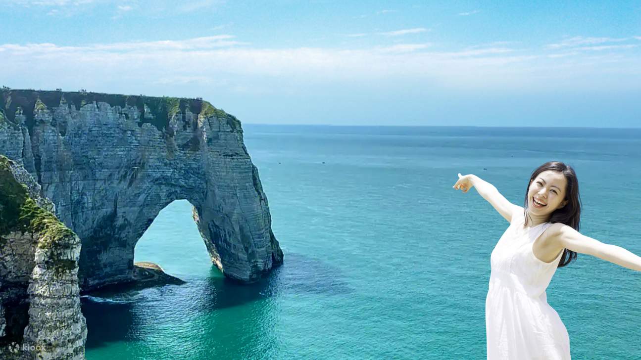 Monet Garden & Elephant Trunk Hill Chinese Day Tour (Depart from Paris ...