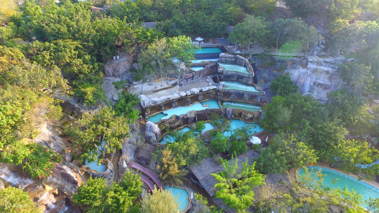 Private Check-out Tour: I-Resort, Local Dinner, and Airport Drop-off ...