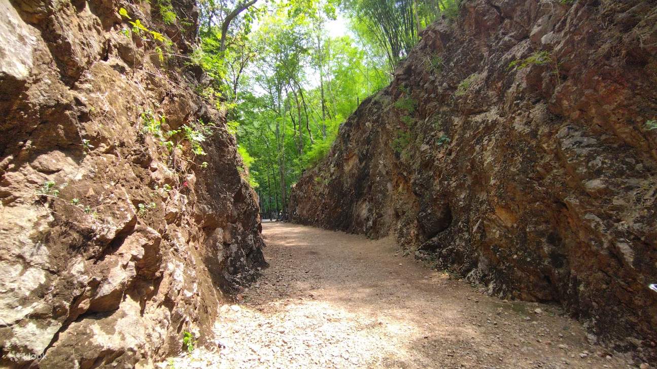 Mula sa Bangkok: Riles ng Kamatayan at Hellfire Pass kasama ang ...
