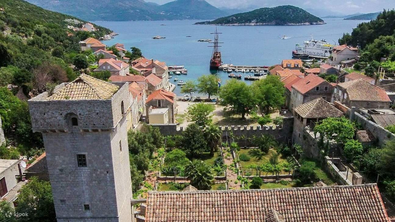 Elaphite island hopping cruise on Karaka ship - Klook Singapore