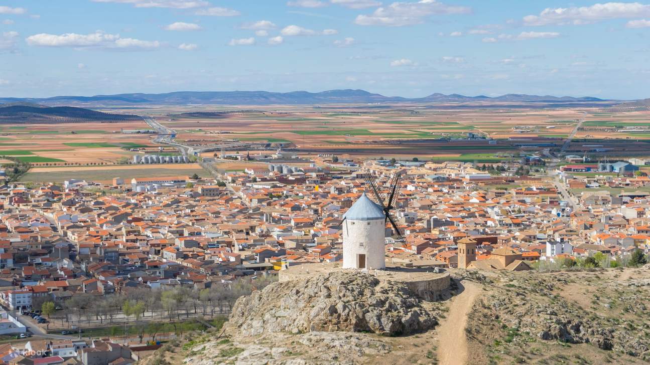 Tur Kincir Angin Consuegra, Toledo dan Alcala de Henares dari Madrid ...