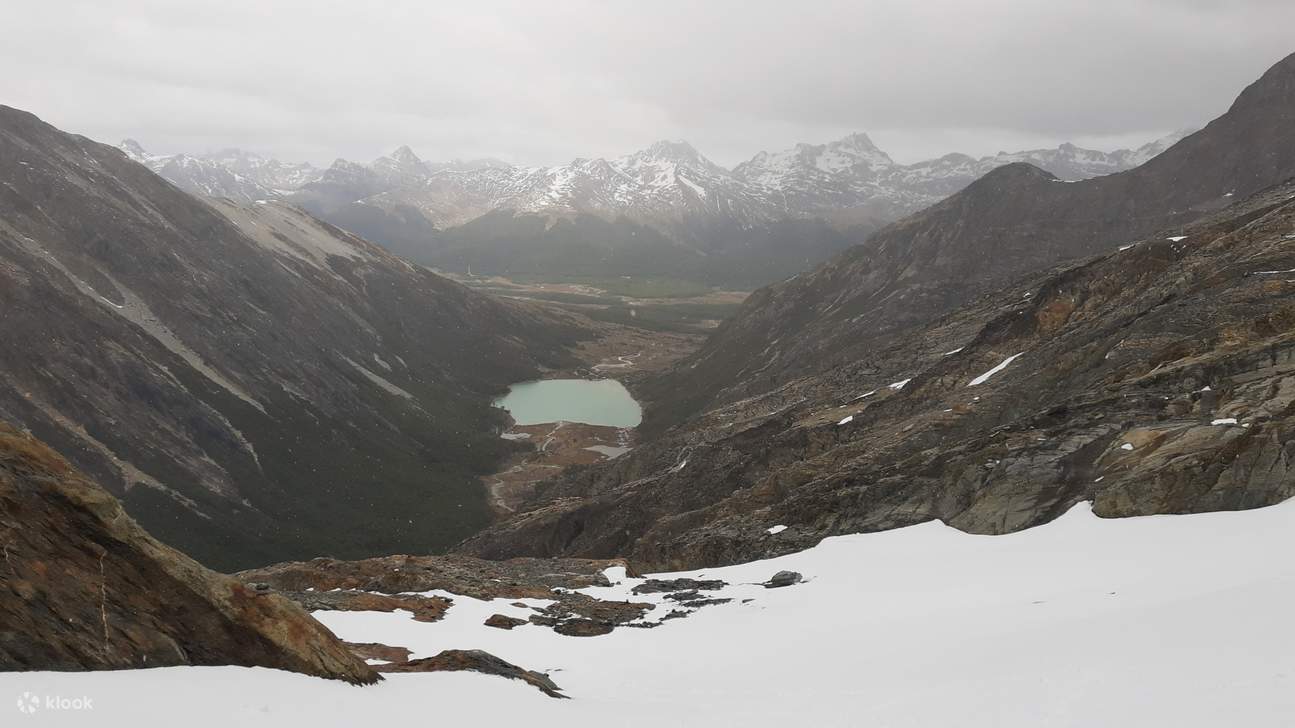 Explore the Vinciguerra Glacier and Témpanos Lagoon on a Trekking Tour ...