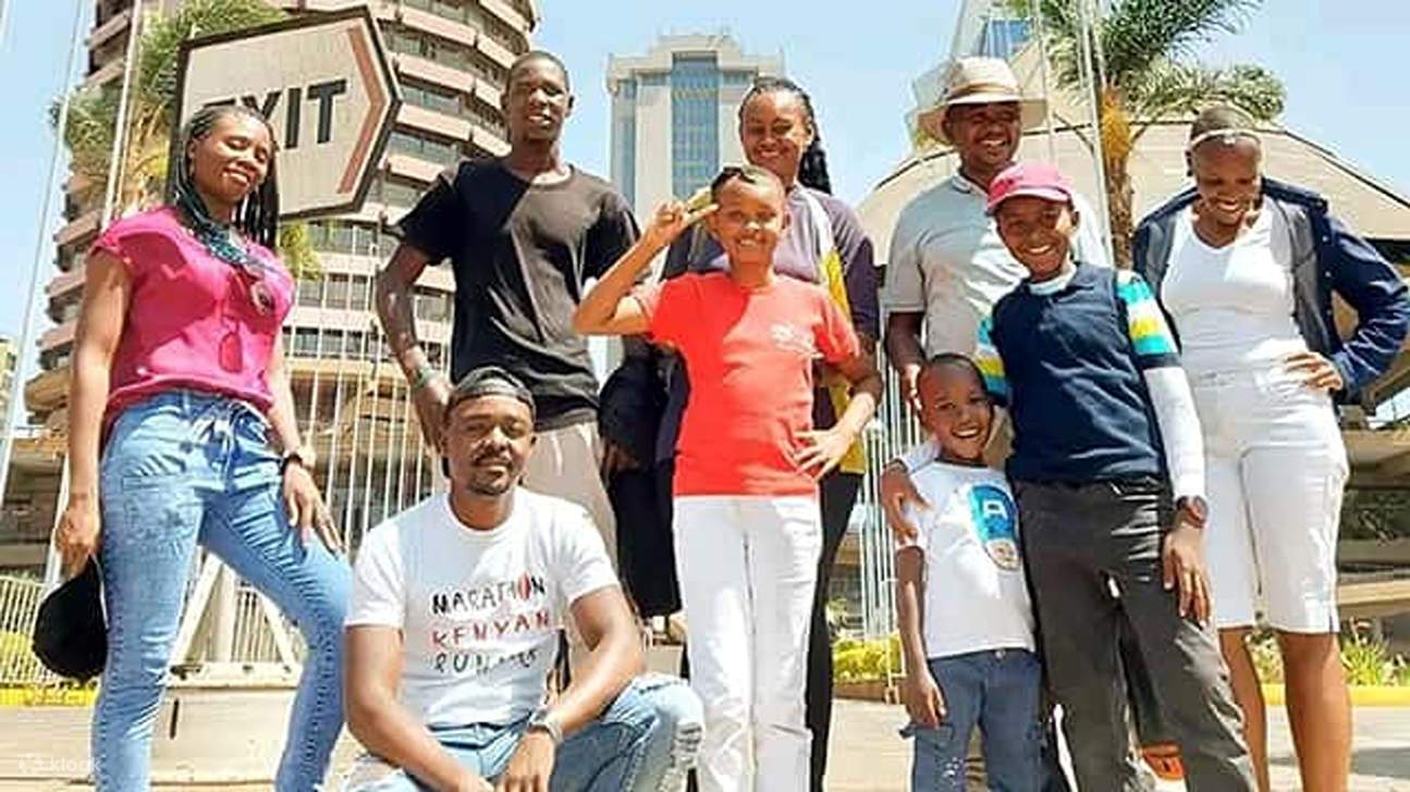 Nairobi Downtown Sightseeing Walking Tour And Matatu Culture - Klook ...