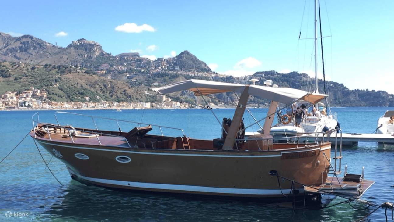 Boat tour to Taormina and Giardini Naxos - Klook Australia