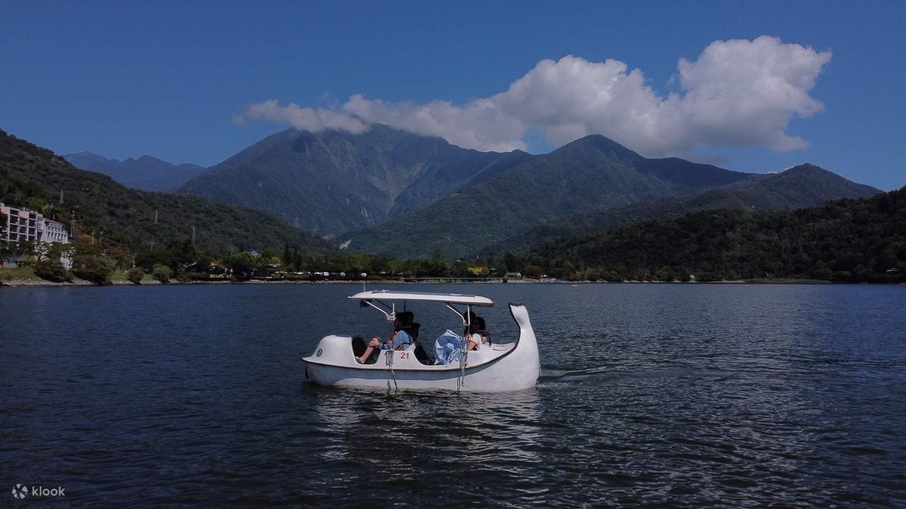 Hualien: experiencia en el recorrido por el lago Liyu: bote a pedal ...