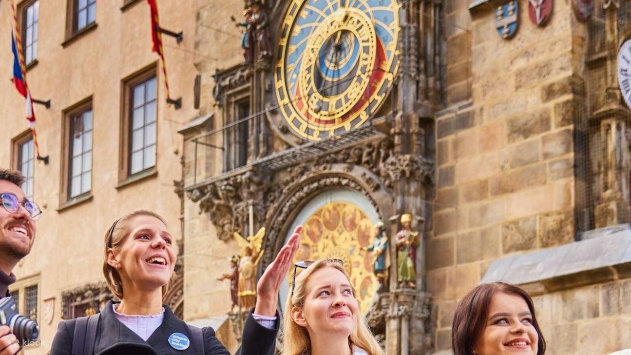 Medieval enderground and Old Town Tour di Prague - Klook Indonesia