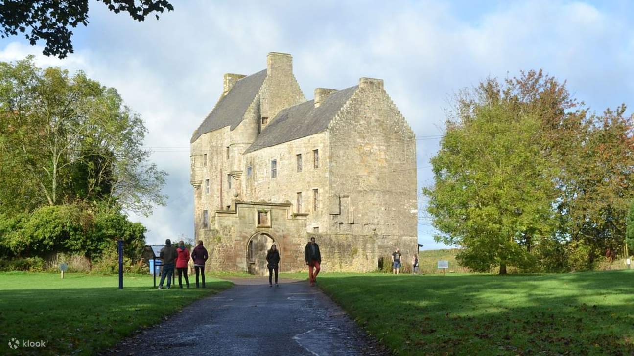 Outlander castles and the Scottish countryside tour from Glasglow ...