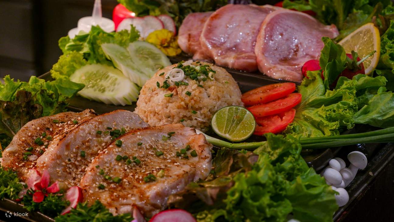 Buffet at The Brasserie, Holiday Inn Bangkok Silom - Klook Australia