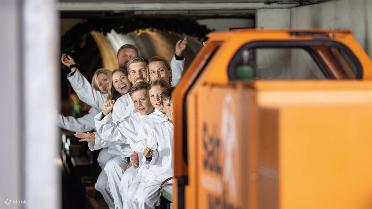 Salt mine tour with ticket in Salzburg - Klook Estados Unidos