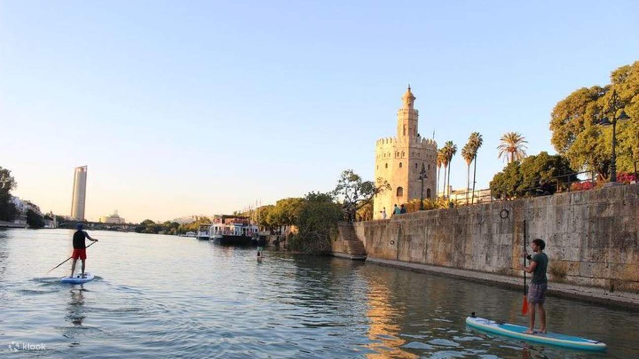 Tur Selancar Berdiri di Atas Dayung di Seville - Klook Indonesia