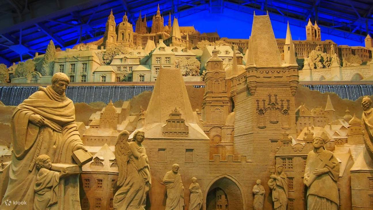 Enjoy Tottori Sand Dunes & Art Museum & Pear Picking + All-You-Can-Eat ...