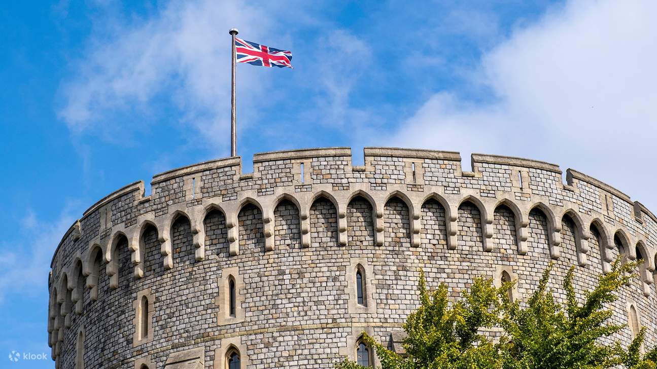 Windsor, Stonehenge & Bath Day Trip from London with Chinese Guide ...