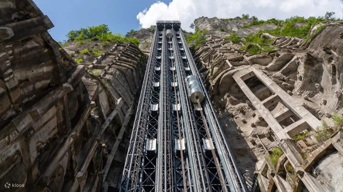 Wulong Karst Geological Park: Three Natural Bridges & Longshui Gorge ...