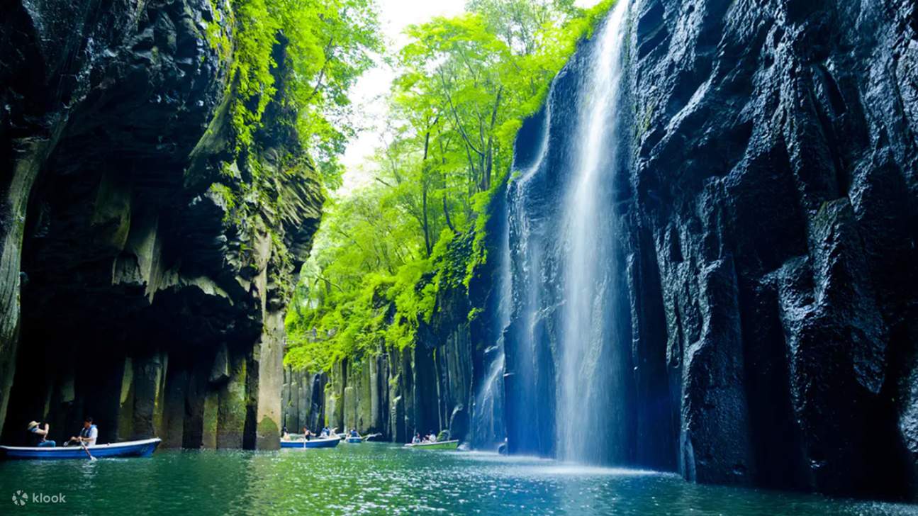 Custom private car tours from Fukuoka to all Kyushu regions - Klook India