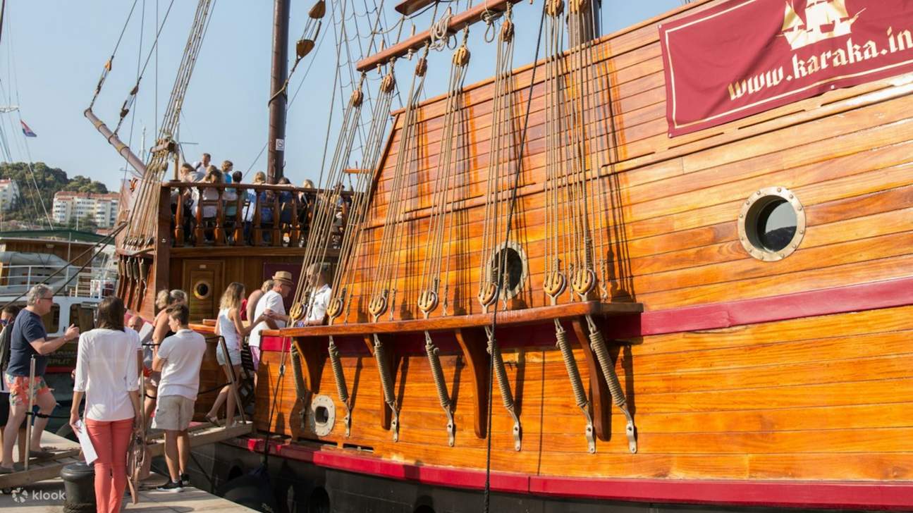Elaphite island hopping cruise on Karaka ship - Klook