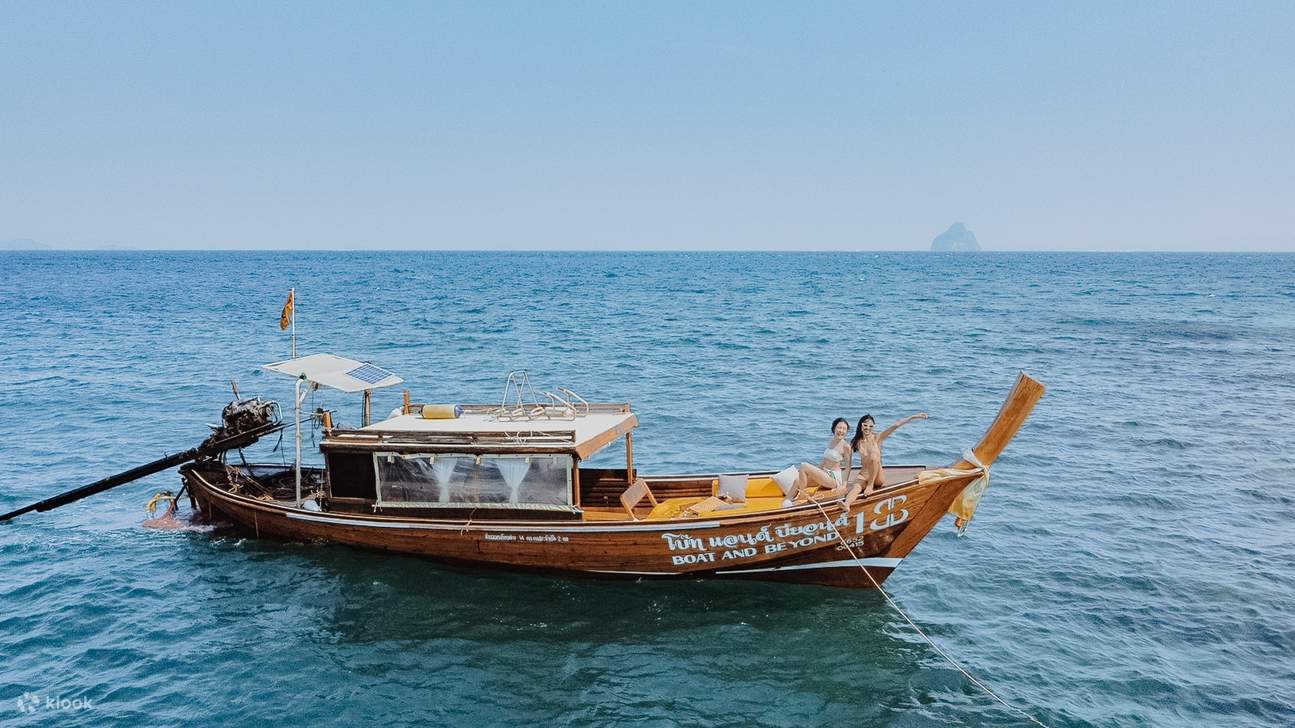 Perahu Ekor Panjang Mewah Pribadi ke Pulau Rang dan Kai dengan Kapal ...