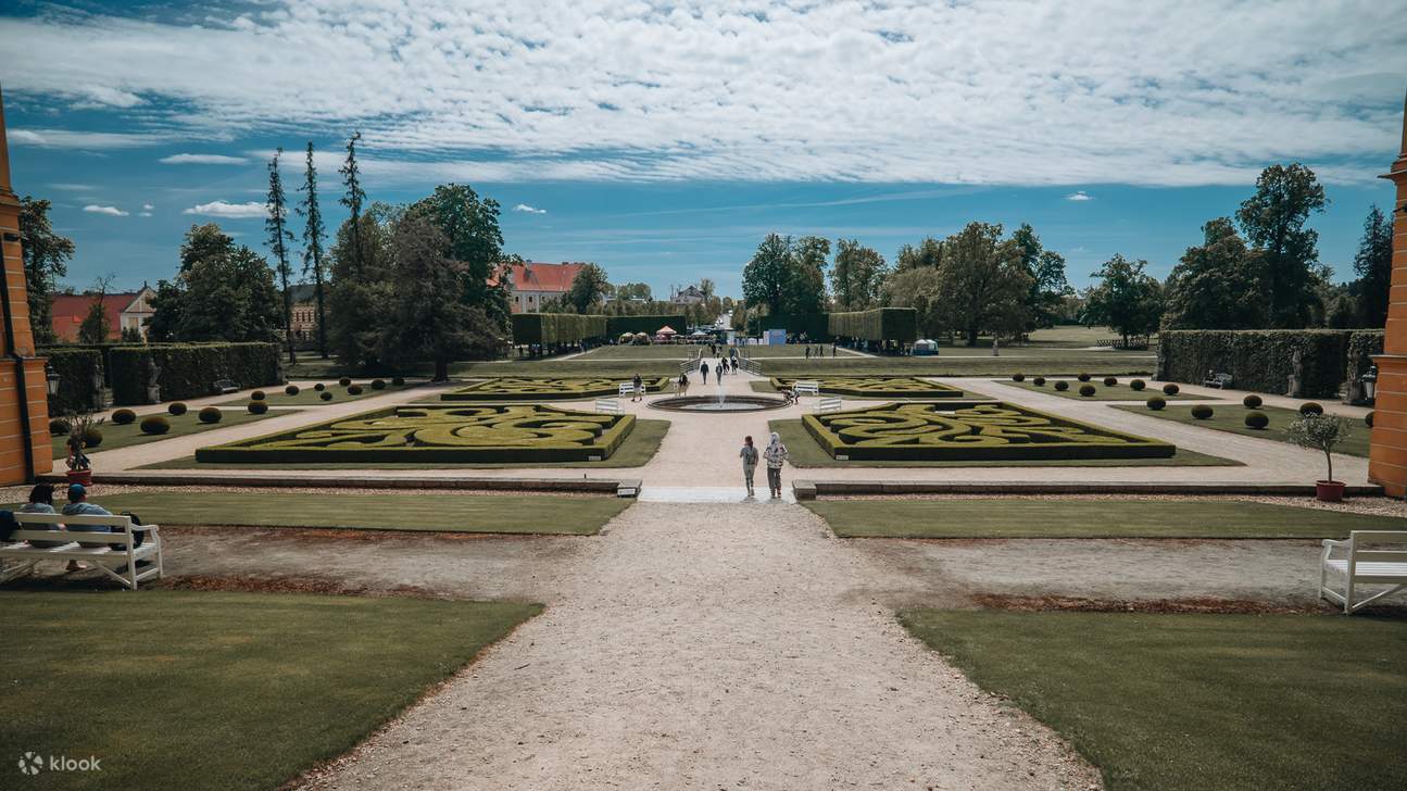 UNESCO and Czech Republic Day Tour From Vienna - Klook New Zealand