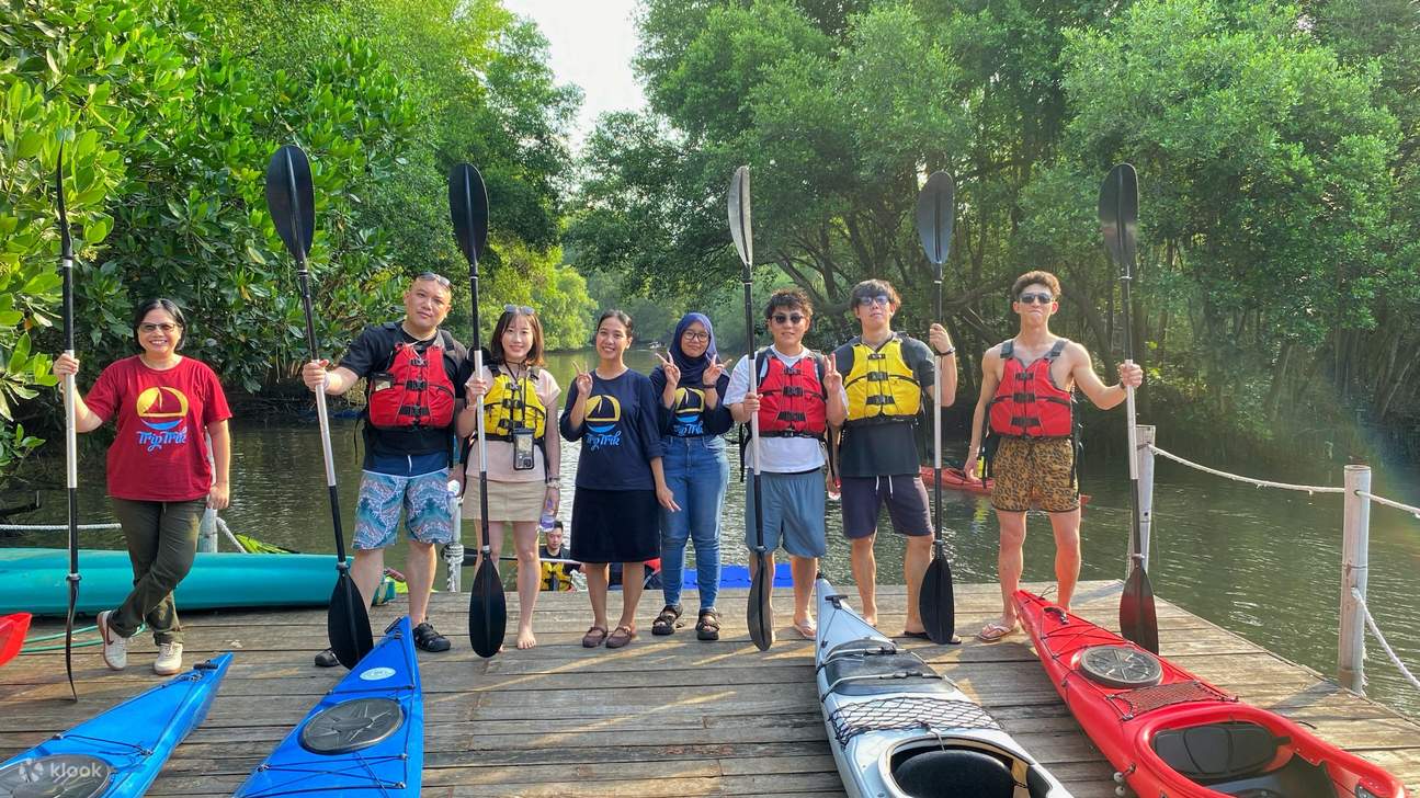 Canoeing Mangrove Experience and Pantjoran PIK Tour in Jakarta - Klook ...