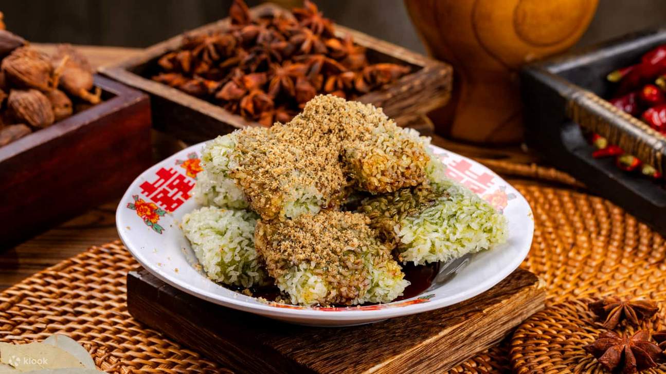 Li Cheguai Hotpot · Spicy and delicious Chongqing soul | Dongjiao ...