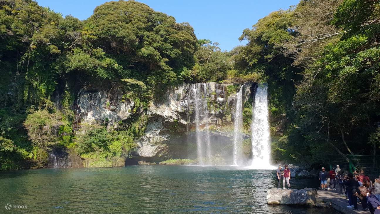 Jeju Island UNESCO Day Tour dengan Penjemputan di Hotel - Klook Indonesia