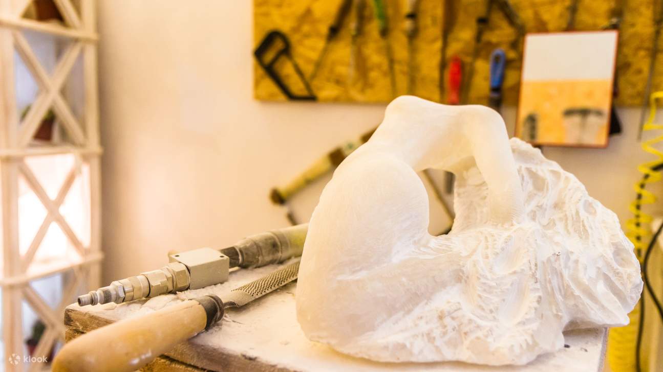 Leaning Tower of Pisa, Volterra, and Lucca day tour from Florence - Klook