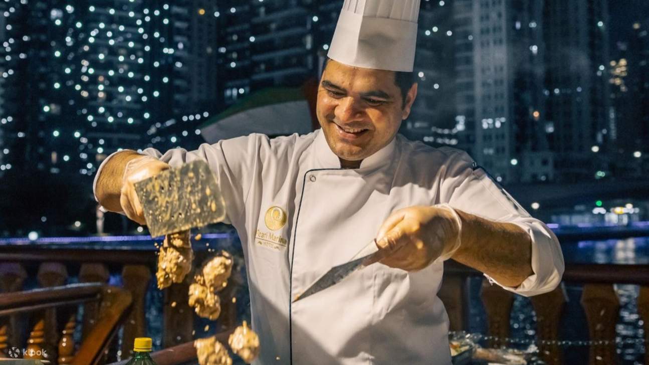 Pelayaran makan malam Alexandra Dhow di Dubai - Klook Indonesia