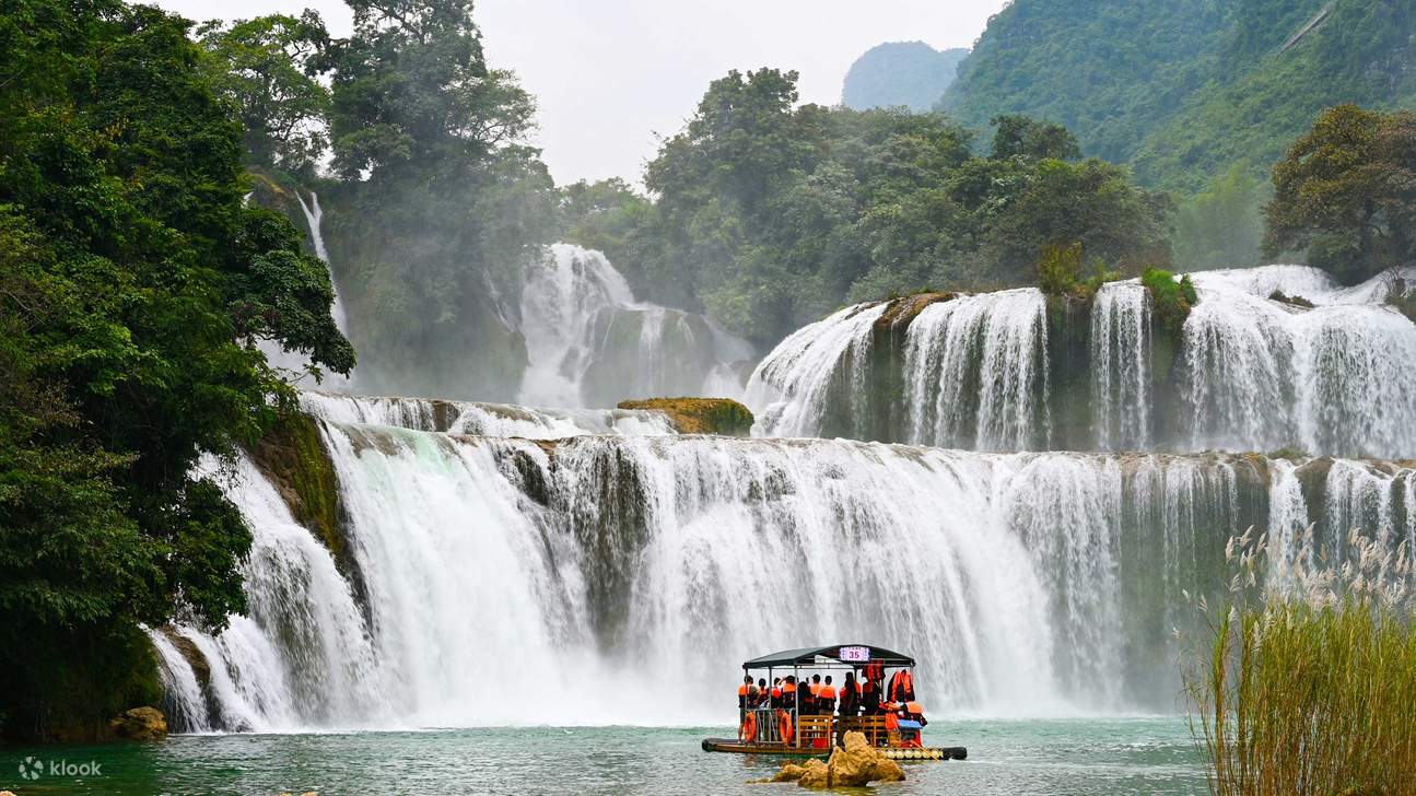 Guangxi Chongzuo Jingxi Detian Air Terjun Transnasional Equan Tongling ...