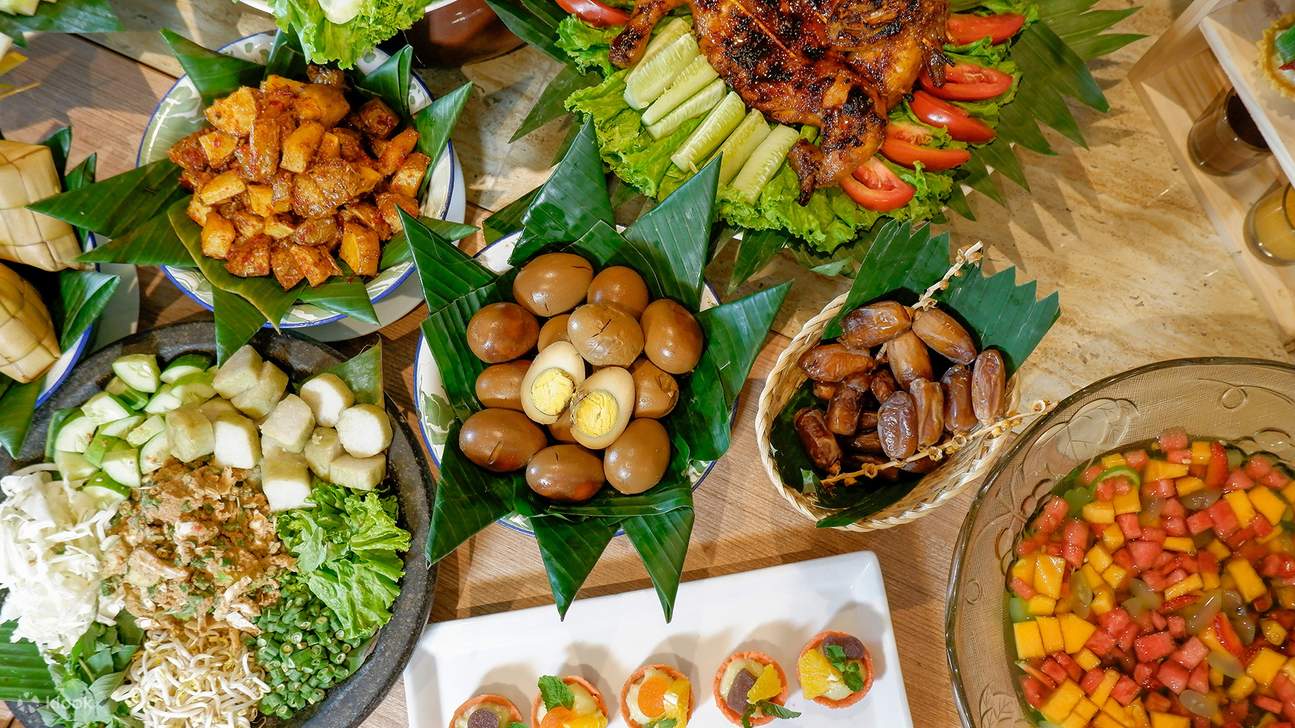 Ramadhan Iftar Buffet di Express Cafe di Swiss-Belexpress Cideng ...