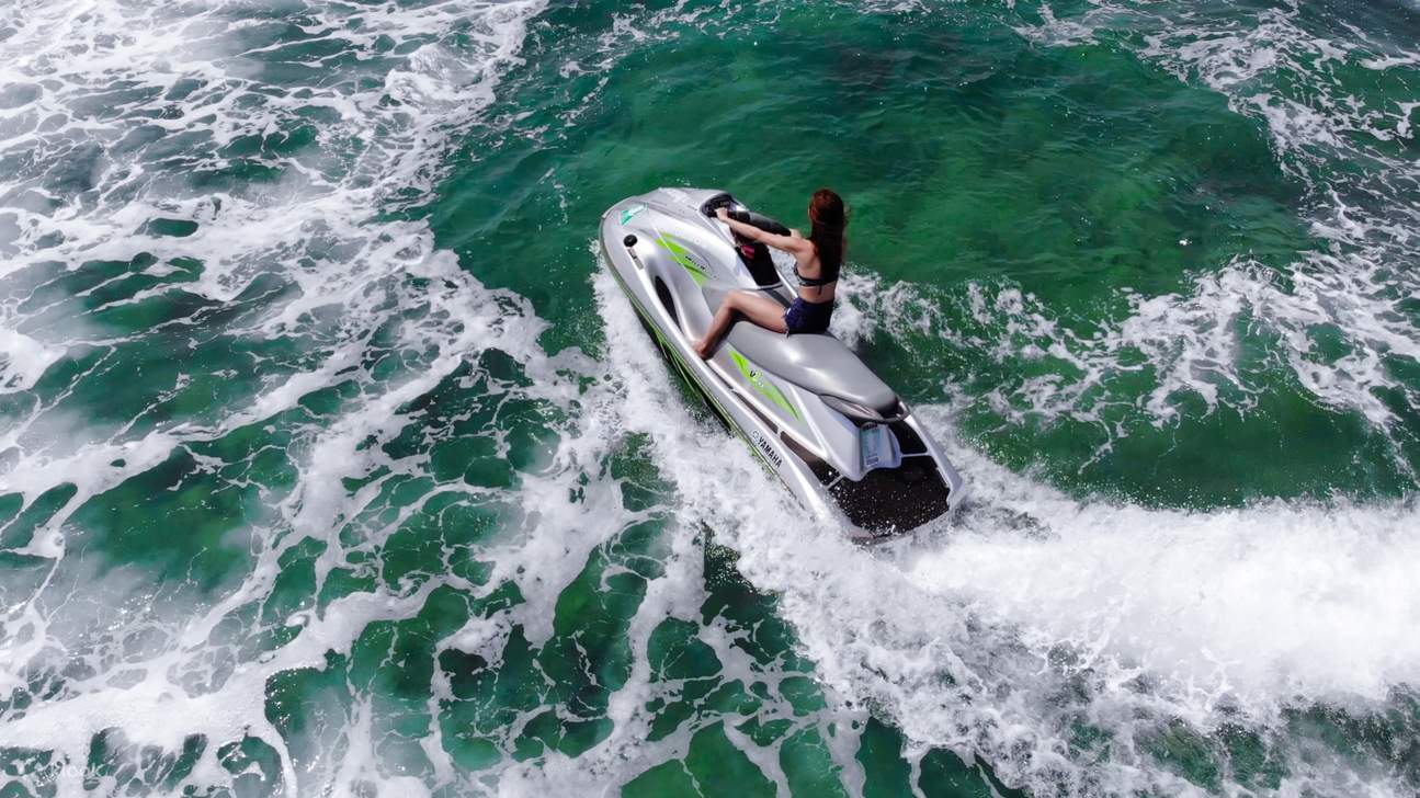 Doe mee aan de Pattaya Island Tour met dronefoto's, wateractiviteiten ...