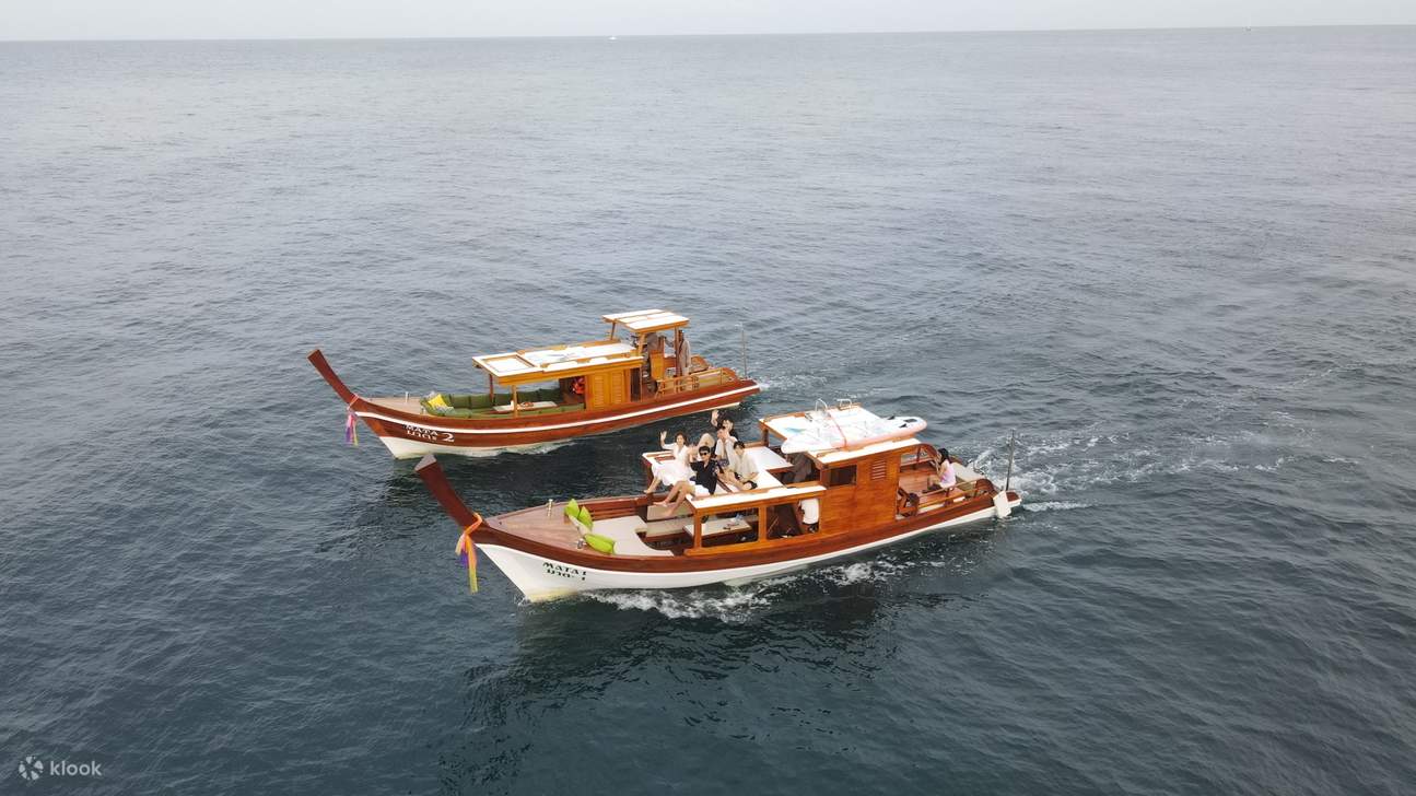 Pengalaman Sewa Perahu Longtail Mewah Phuket Mata Pribadi di Phuket ...