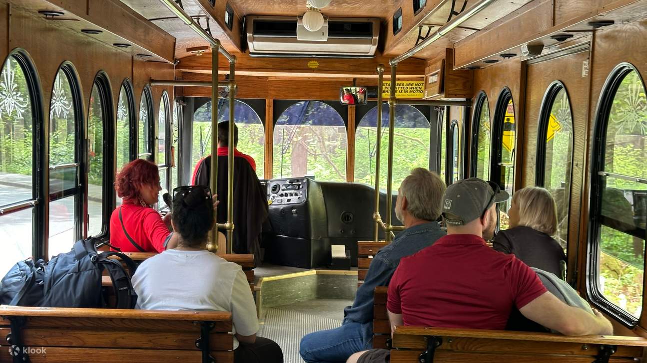 Vancouver Hop On Hop Off Trolley Tour 24 & 48 Hour Pass - Klook