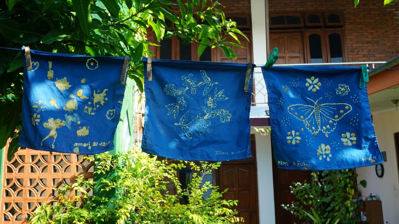 Yogyakarta Contemporary Batik Workshop and Natural Dyeing - Klook ...