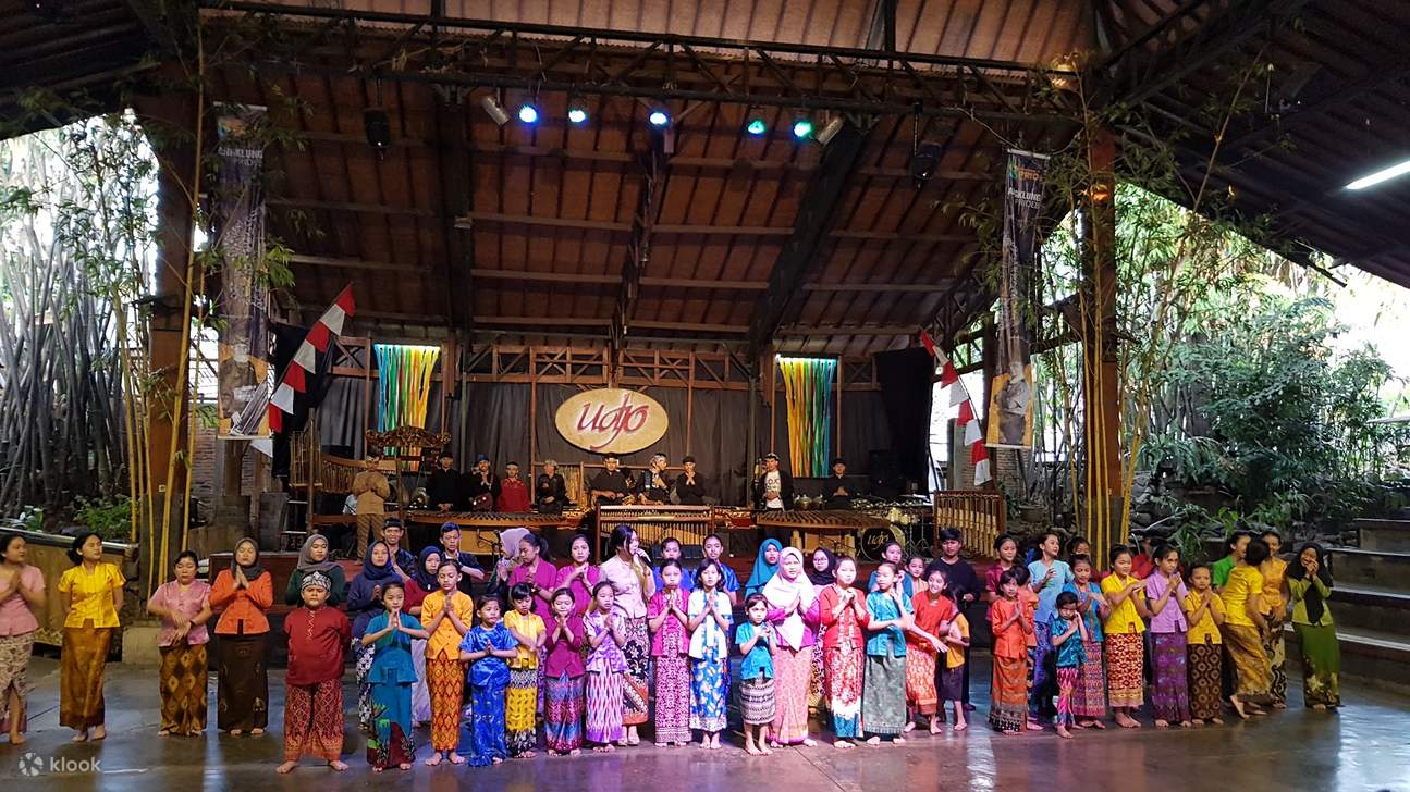 Explore el tour por la ciudad de Bandung desde Yakarta - Klook Estados ...