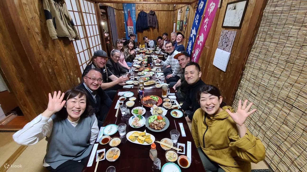 在居酒屋酒吧與當地人一起享用燒酒（鹿兒島） Klook 客路