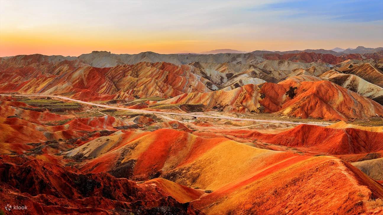 One-Day Tour from Lanzhou: Yellow River Stone Forest National ...