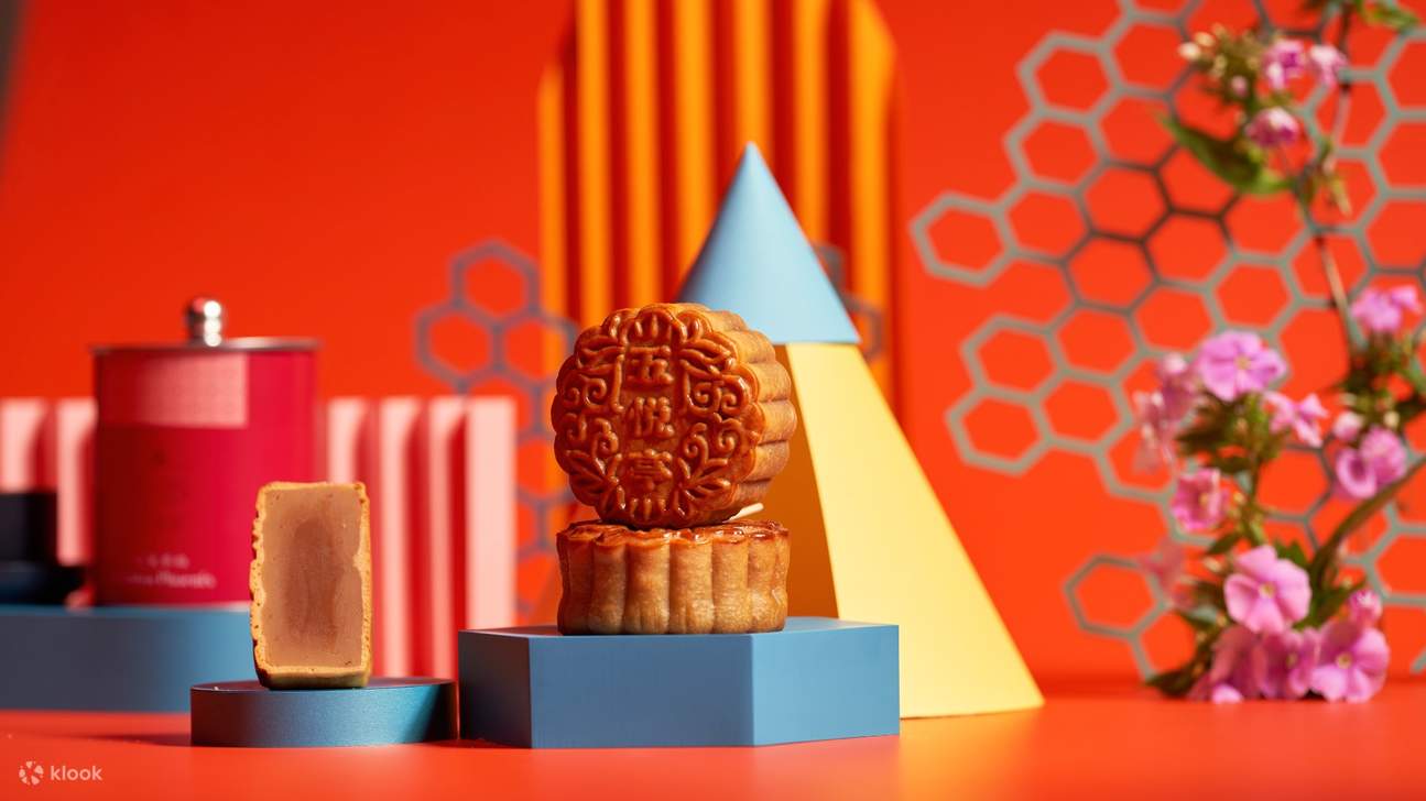 Andaz Singapore Mid-Autumn Mooncakes by 5 ON 25 - Klook