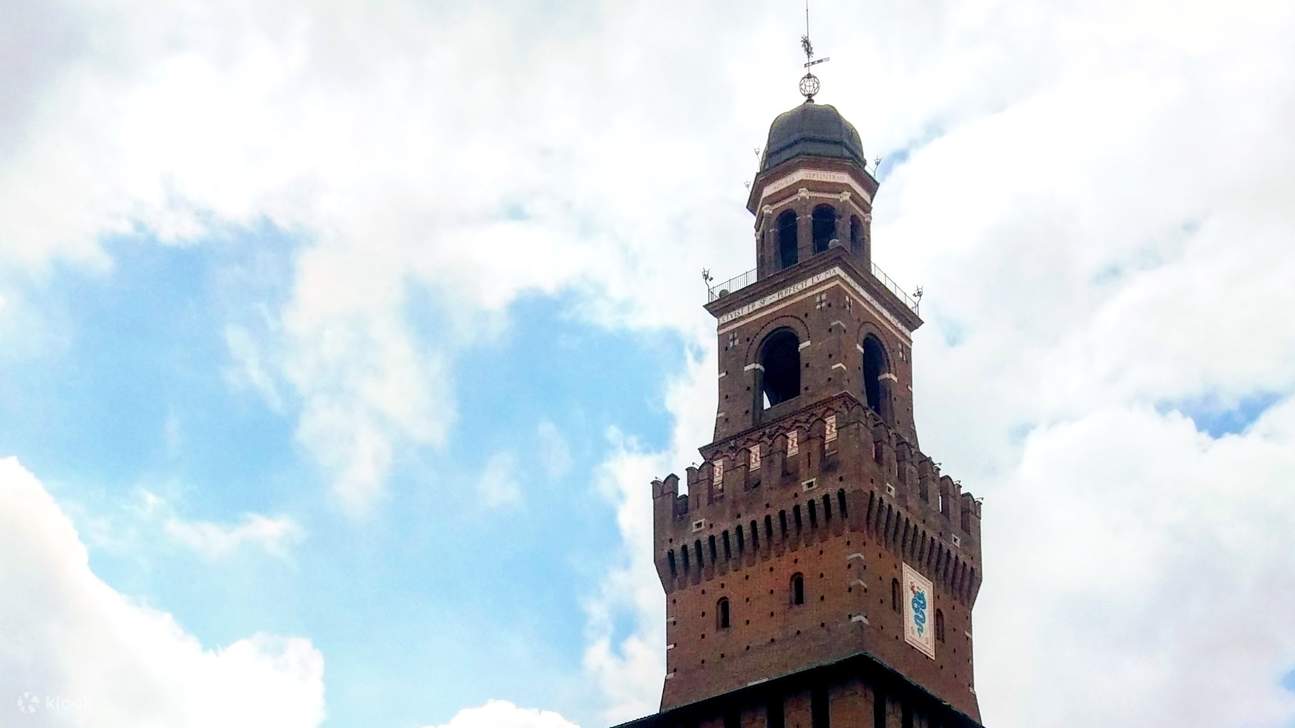 Kastil Sforza dengan tur Pieta Rondanini karya Michelangelo di Milan ...