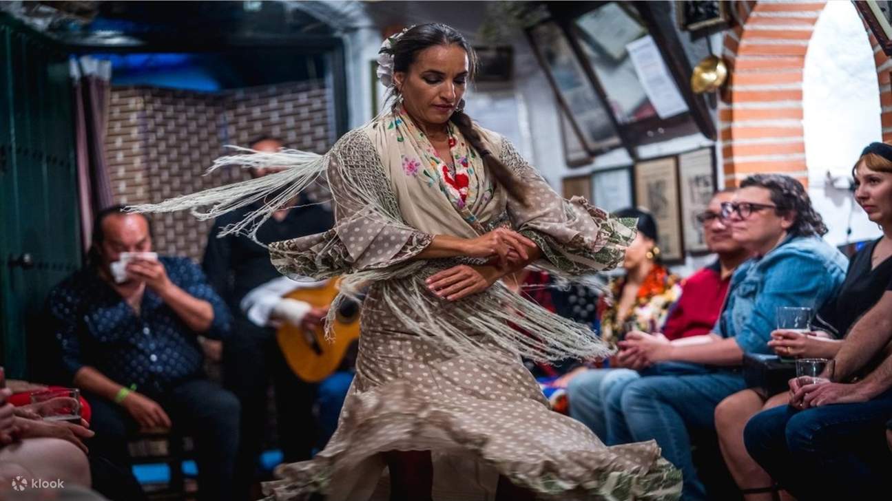 Tapas trail and gypsy flamenco in Granada - Klook États-Unis