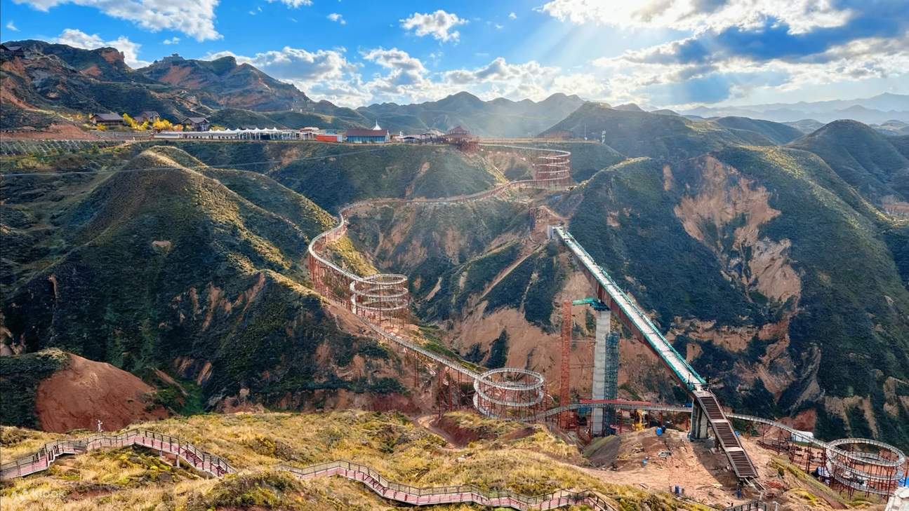 One-Day Tour from Lanzhou: Yellow River Stone Forest National ...