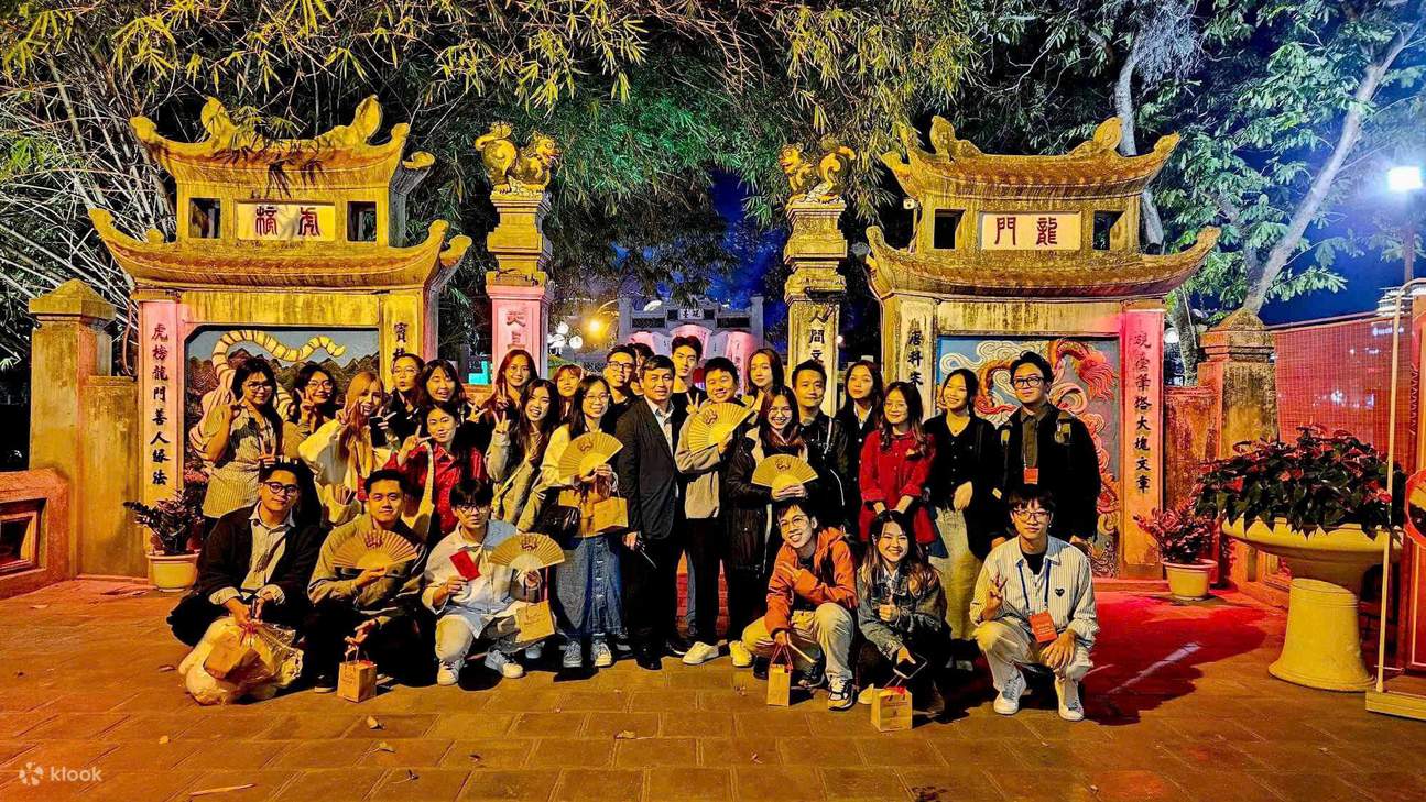 Ngoc Son Mystical Night Tour - Klook
