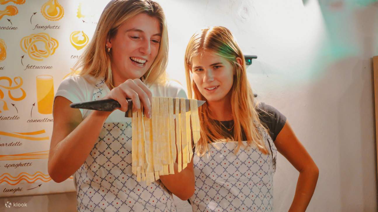 Spiritz and Spaghetti Cooking Class in Rome - Klook Hong Kong