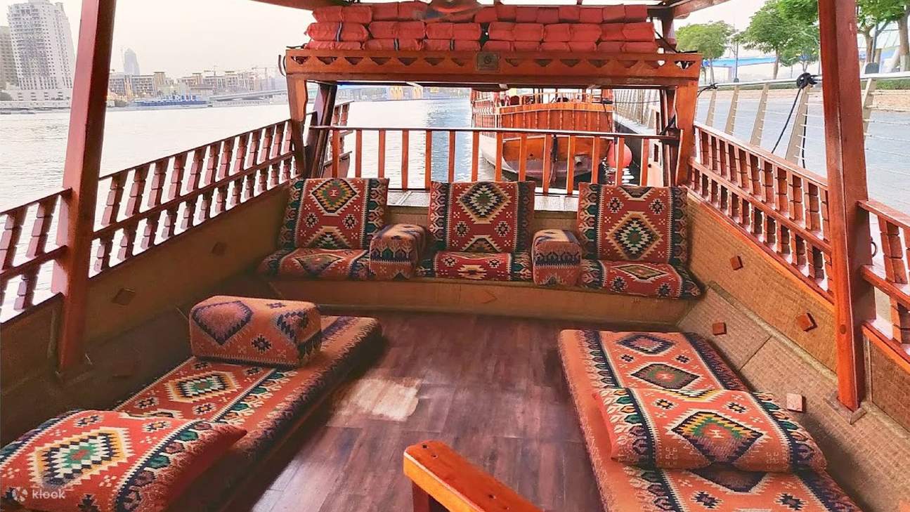 Burj Khalifa sunset abra experience in Dubai - Klook Malaysia
