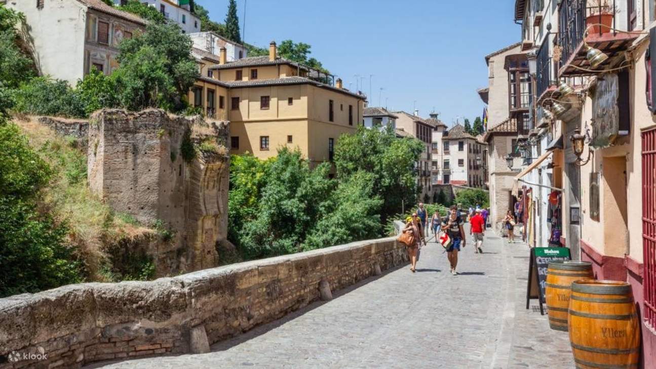 Food tasting and market tour in Granada - Klook