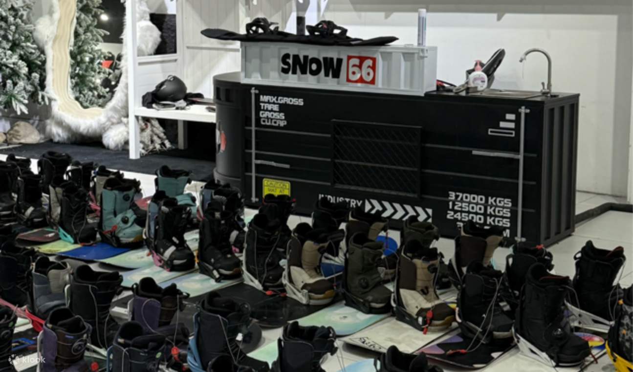 Huafa Snow World Snow Miracle Snow66 Ski Equipment Rental & Ski ...