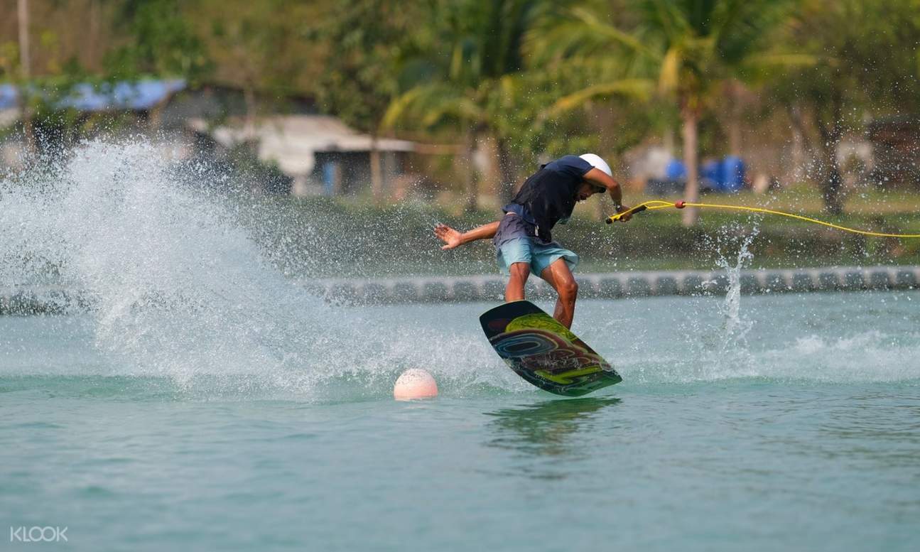 Wakeboarding Experience at Thai Wake Park in Pattaya