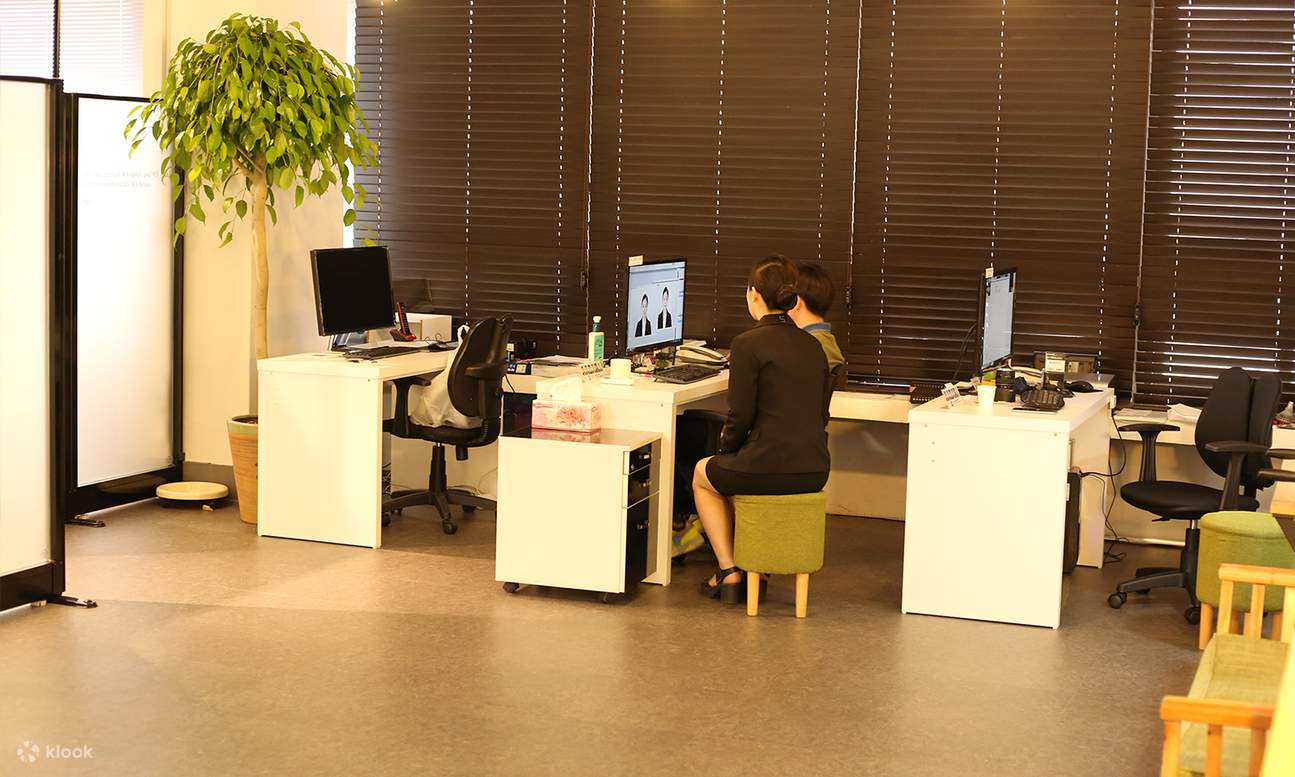 Korean-Style Photo Shoot Experience by Sam Studio - Klook Australia