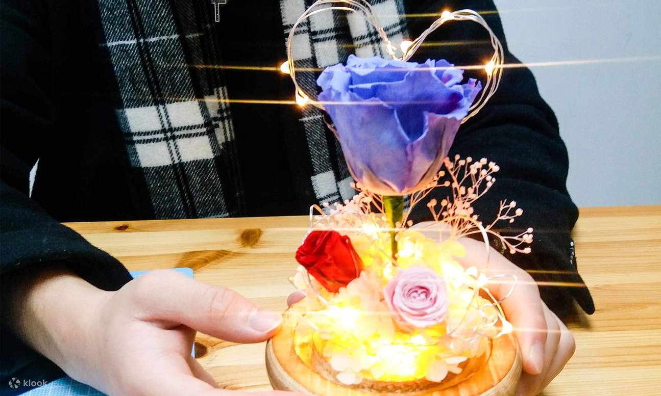 Hong Kong Rose Light DIY Experience - Klook Estados Unidos